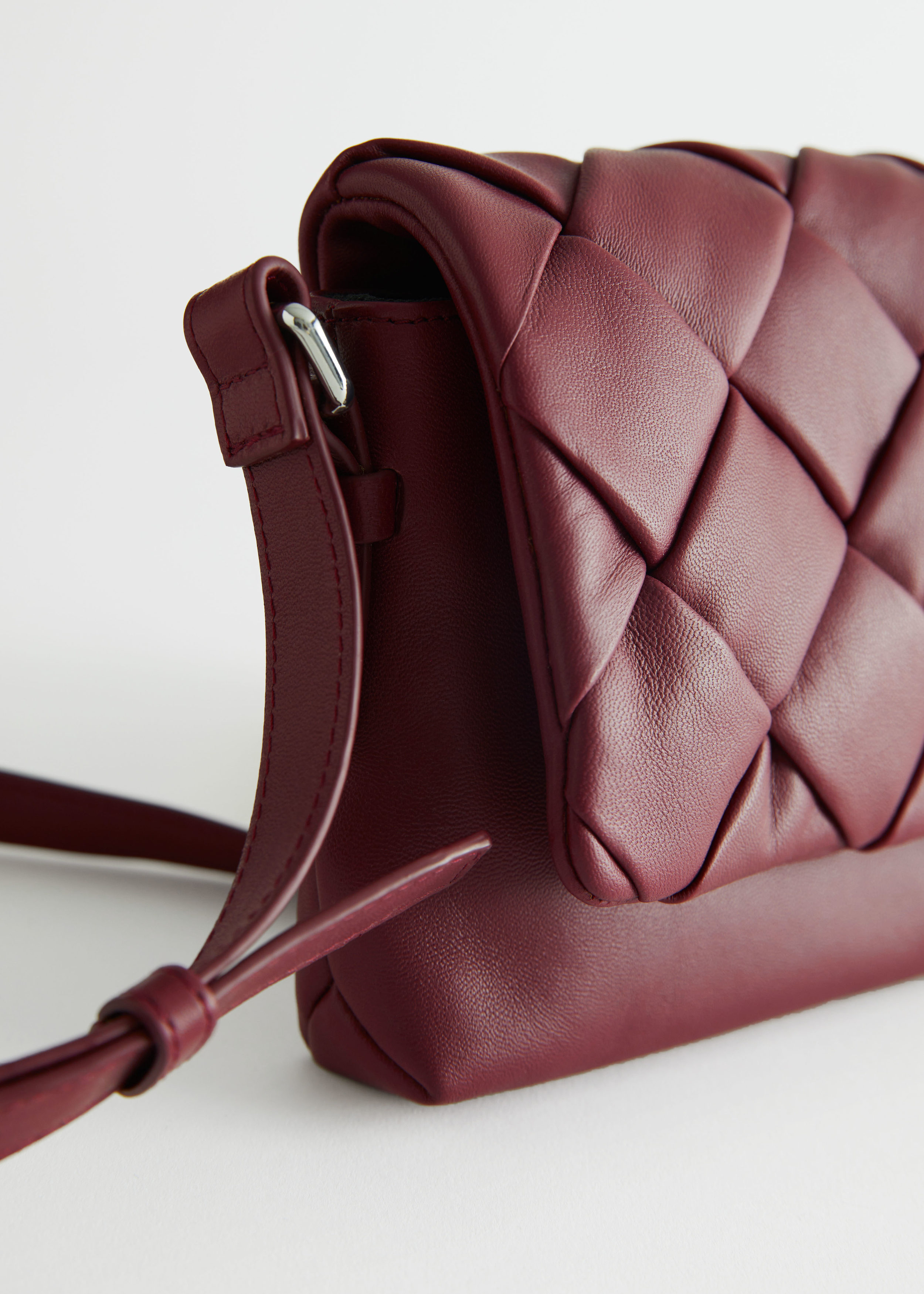 & Other Stories Braided Leather Crossbody Bag | King's Cross